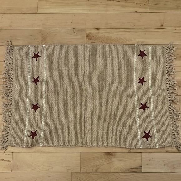 Accents | Primitive Star Rug Wfringes 36 Inches X 23 Inches | Poshmark